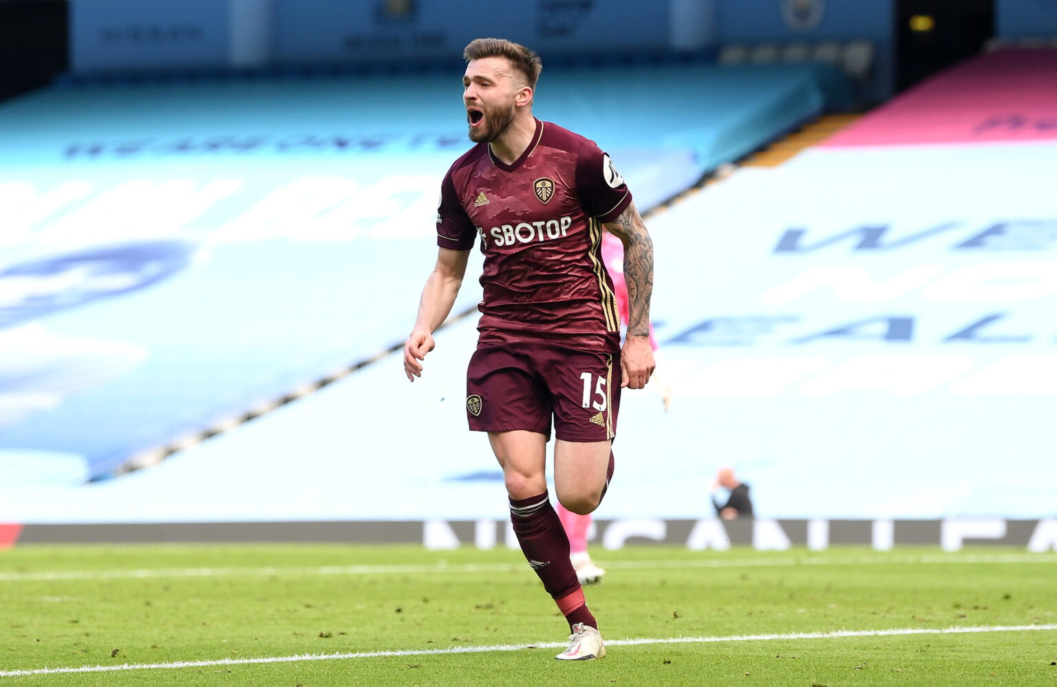 Stuart Dallas returns to Leeds United training - The Leeds Press