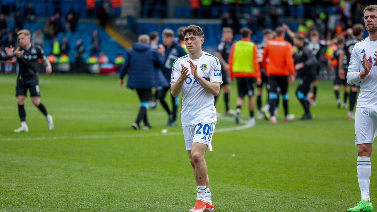 Huge miss - Paul Robinson laments Leeds United star's injury