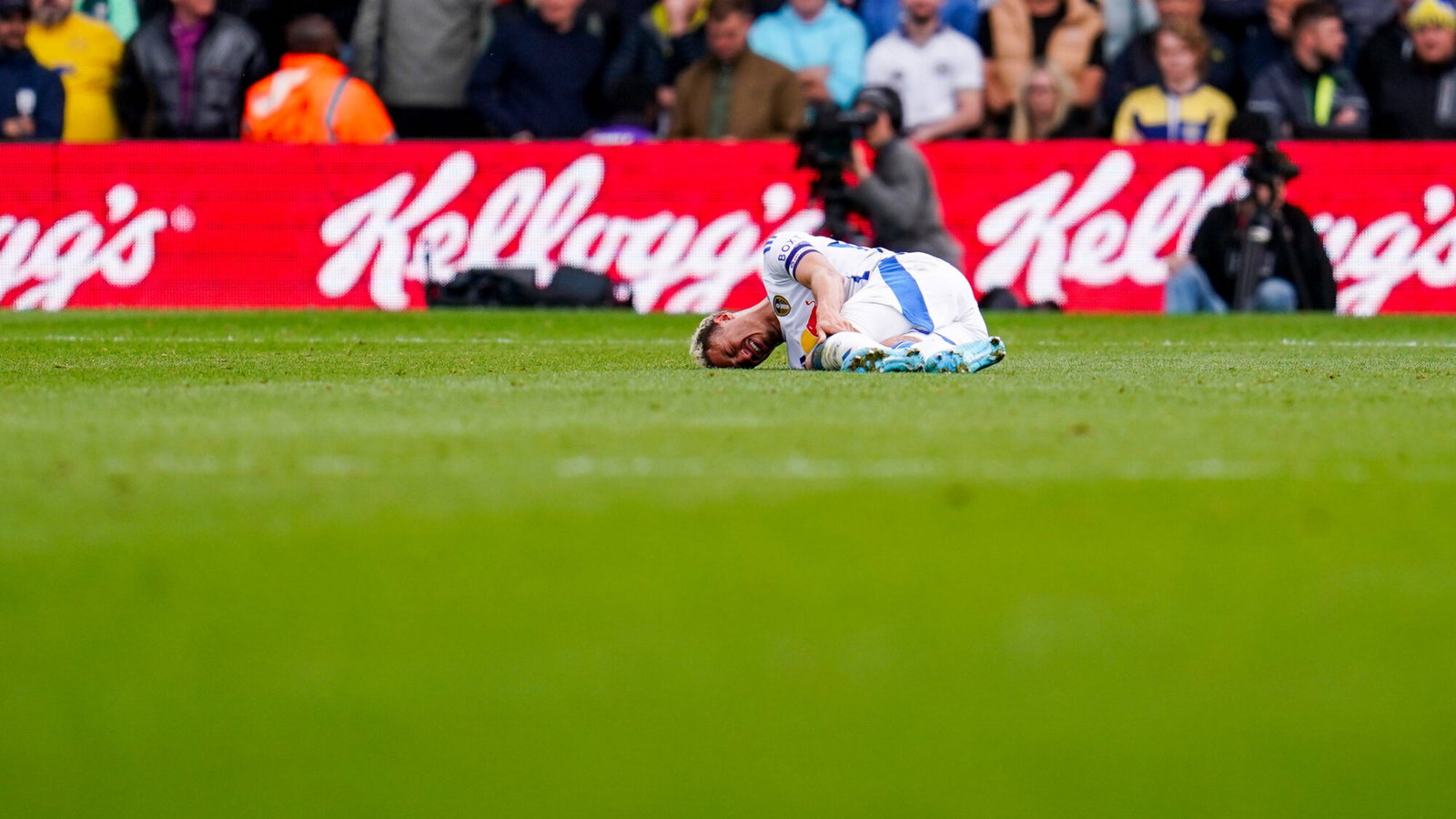 Leeds face setback as BBC fears ACL injury for star player