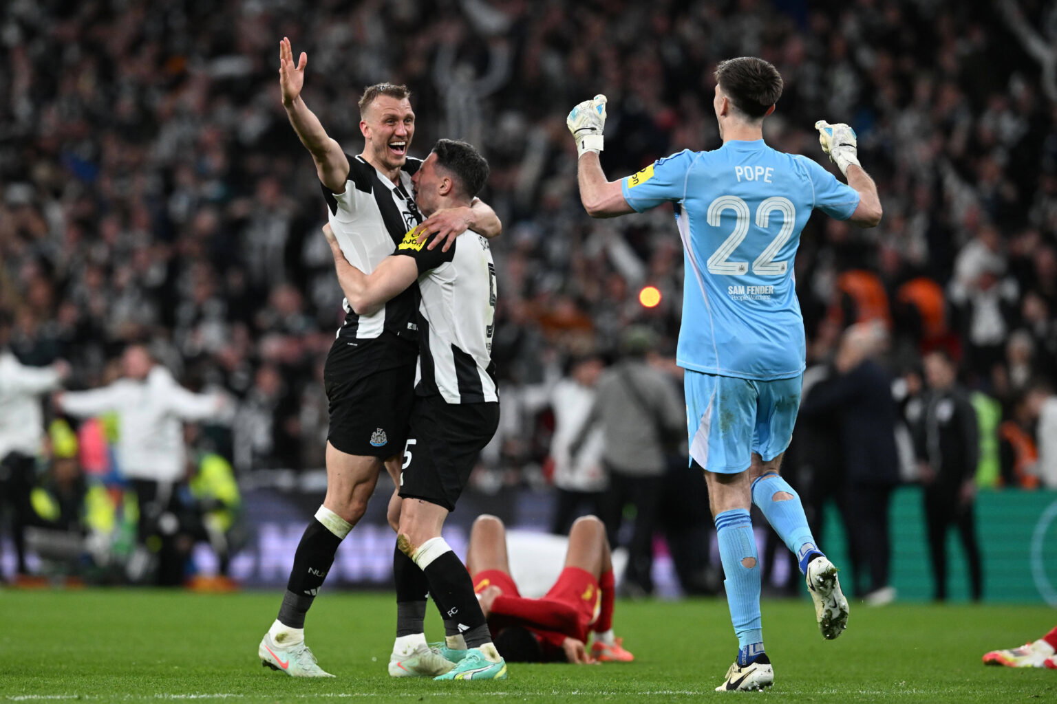 Leeds United's Nick Pope pursuit takes twist after major Newcastle ...