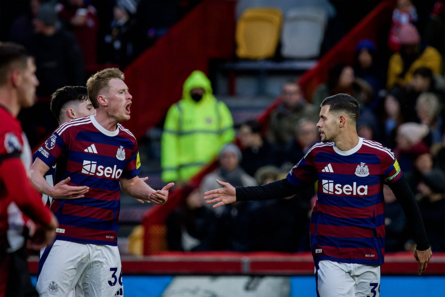 Leeds United could end pursuit of £17M rated Premier League star