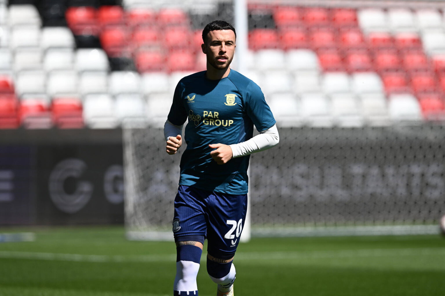 Leeds United could lose first team star after shock transfer clause ...