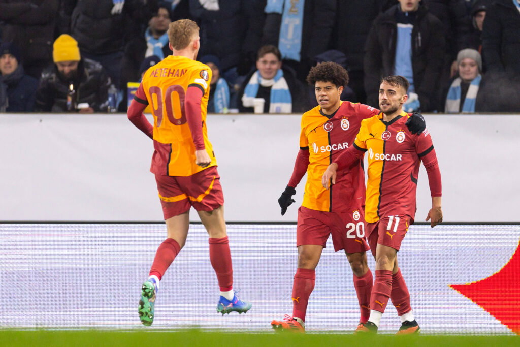 Leeds United join £35m surprise transfer battle with Aston Villa and ...