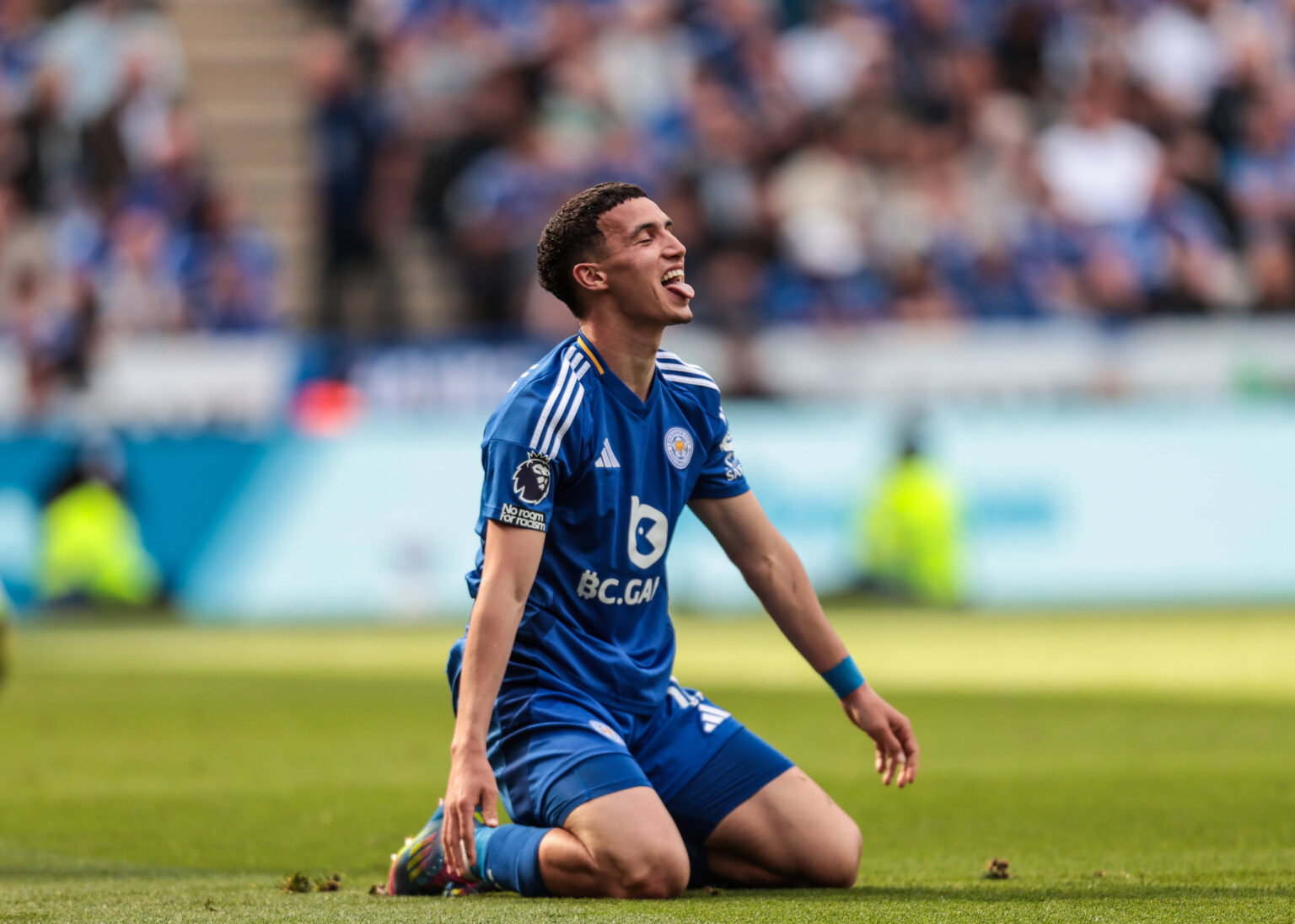 Leeds United handed huge £30m transfer boost as Crystal Palace enter ...