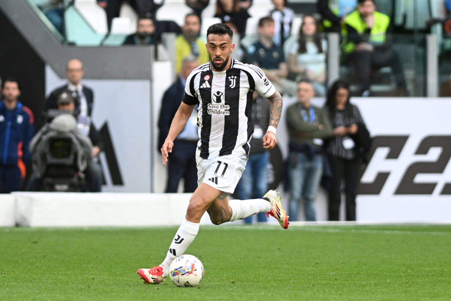 £26M fee set for Argentine star as Leeds United ponder move