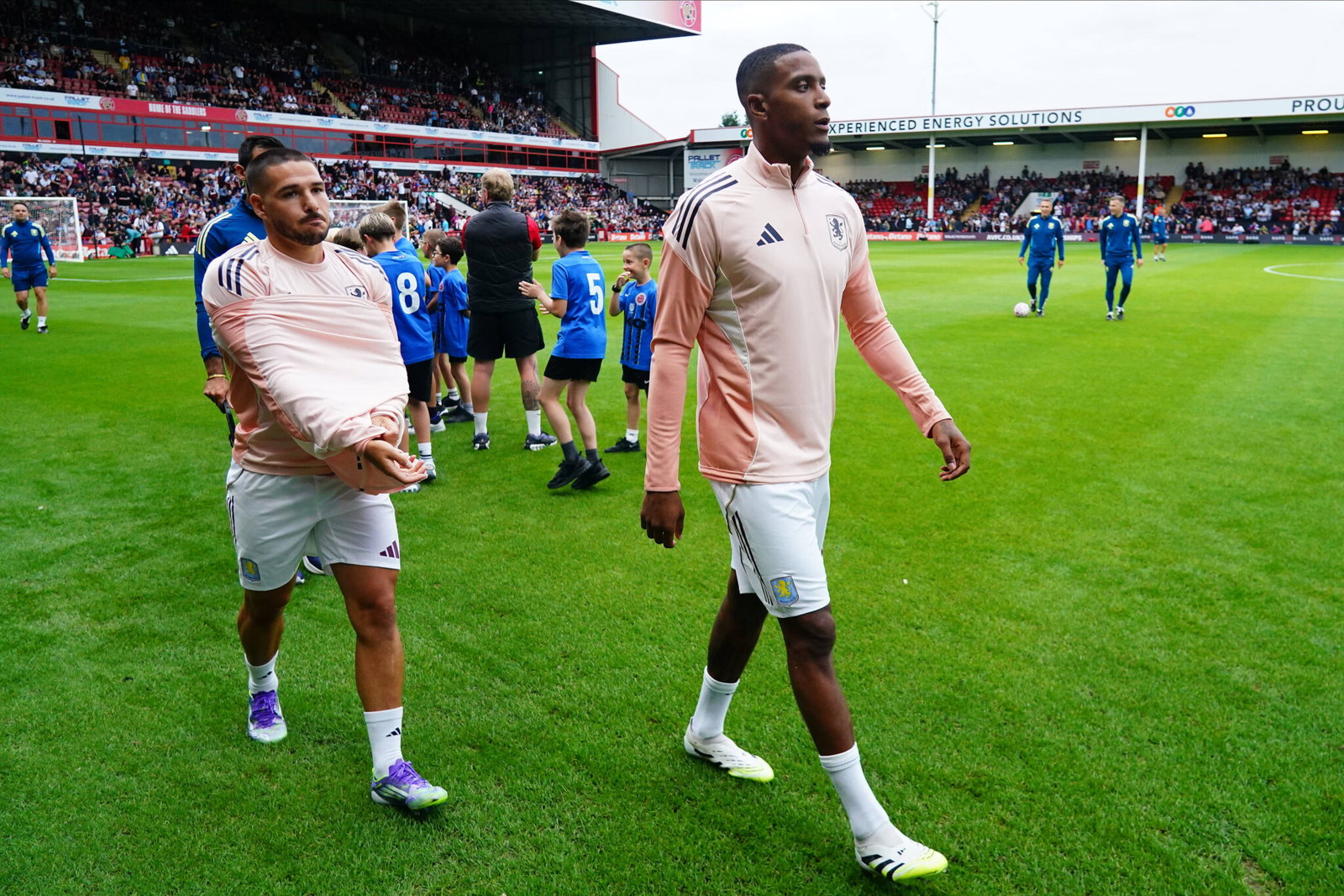 Daniel Farke given timeline to sign £33M Premier League star