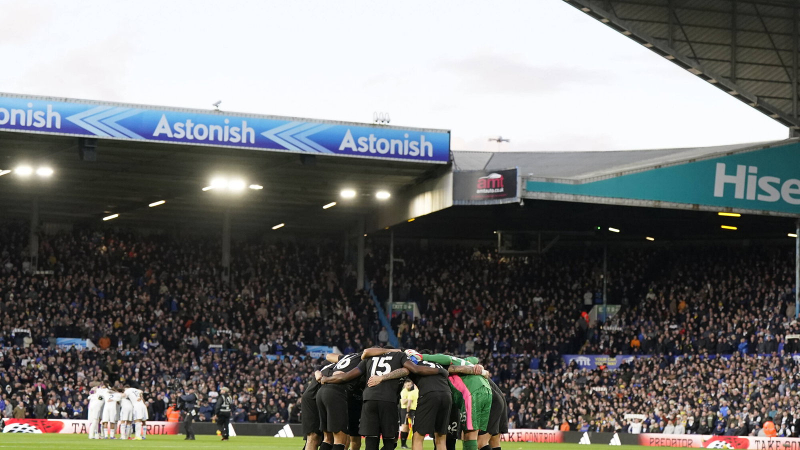 "Only Leeds fans..." - Simon Jordan has surprising take on Leeds United ...