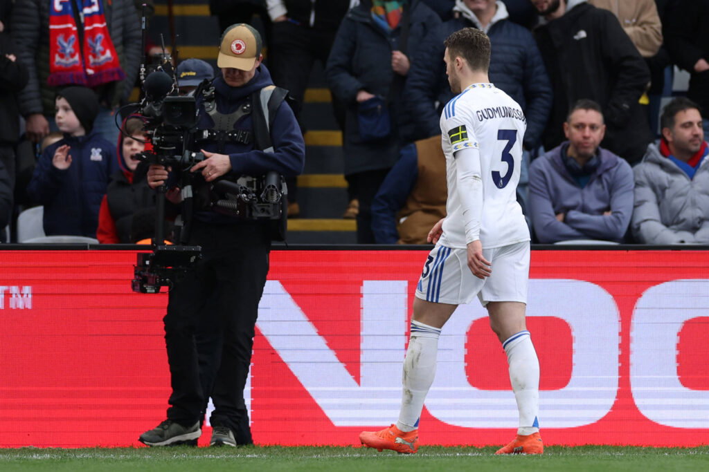 'Completely blanked out...' - Ex-Leeds boss blasts referee after ...
