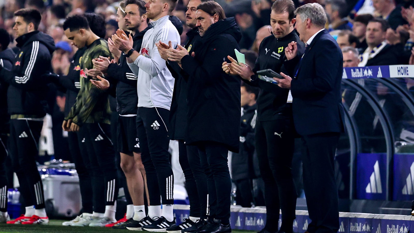 Leeds United allow star player to leave and join new club