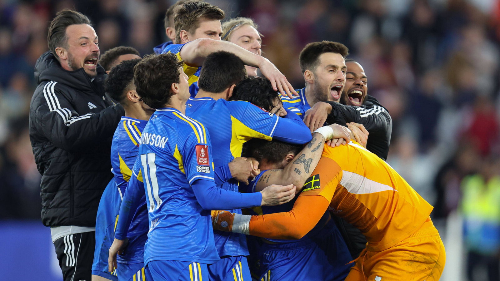 "Not going down..." - Former Chelsea star makes astonishing Leeds ...