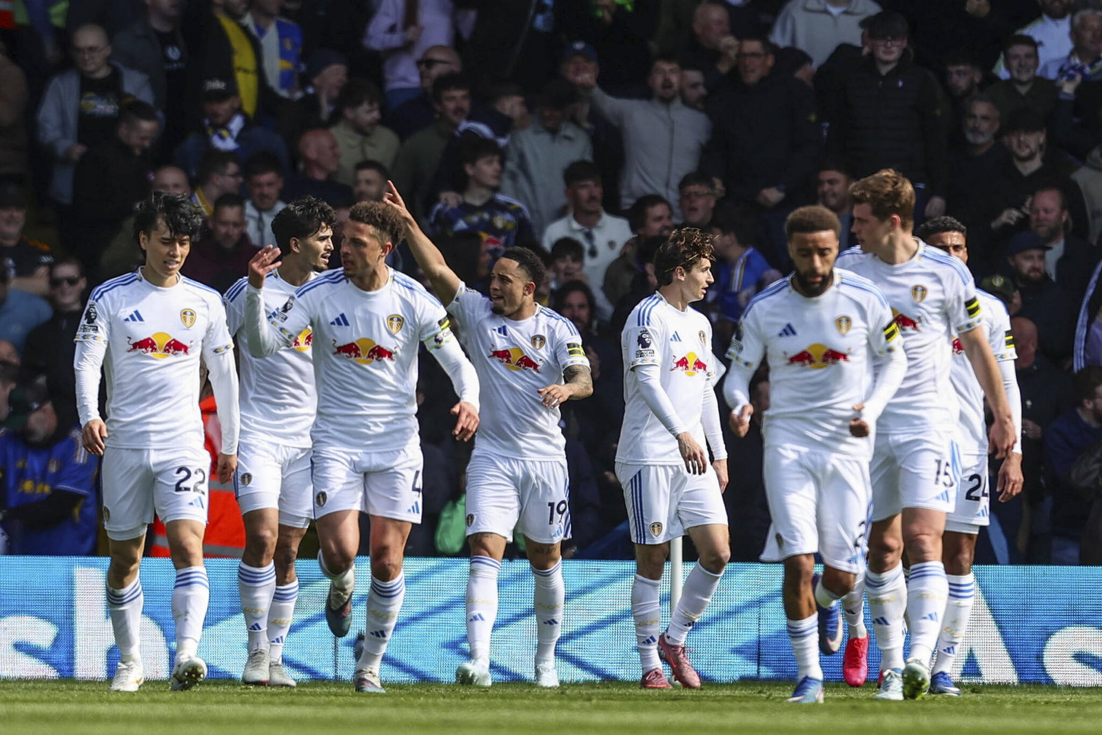Stan Collymore urges Aston Villa to sign Leeds United star - “He’s ...