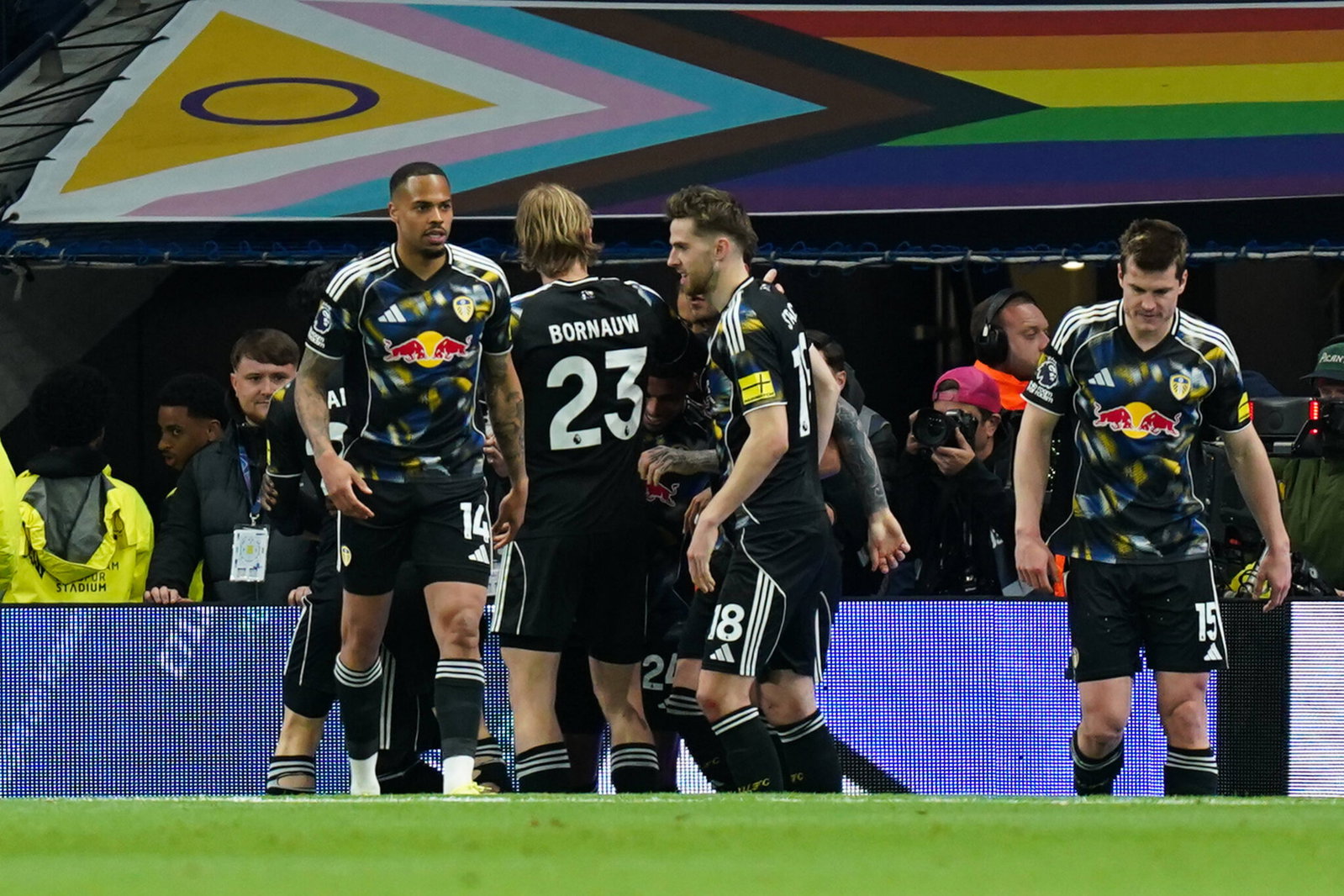 Leeds leave Alan Smith embarrassed after ‘comfortable Spurs win ...