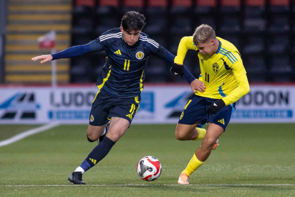 Leeds United move gathers pace for 'record-breaking' wonderkid after ...